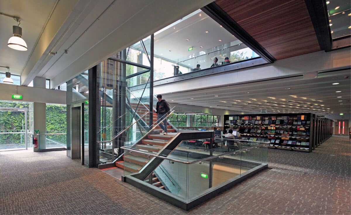 School of Engineering Library and Student Centre - Ashton Mitchell ...